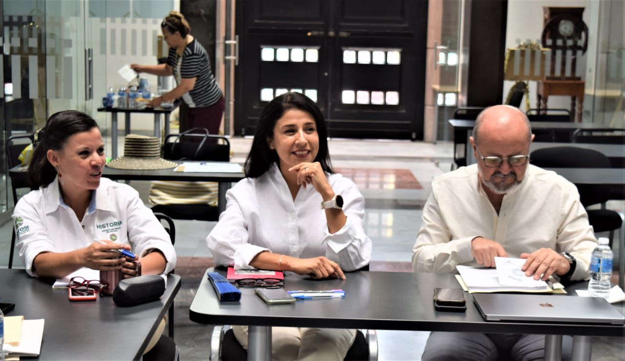 SLP busca declarar patrimonio cultural acervo documental de Manuel José ...